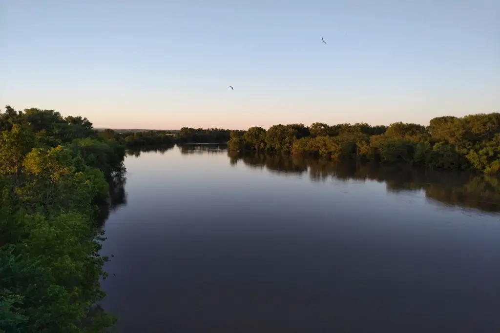 Sunset over the Kansas River - News Radio KMAN