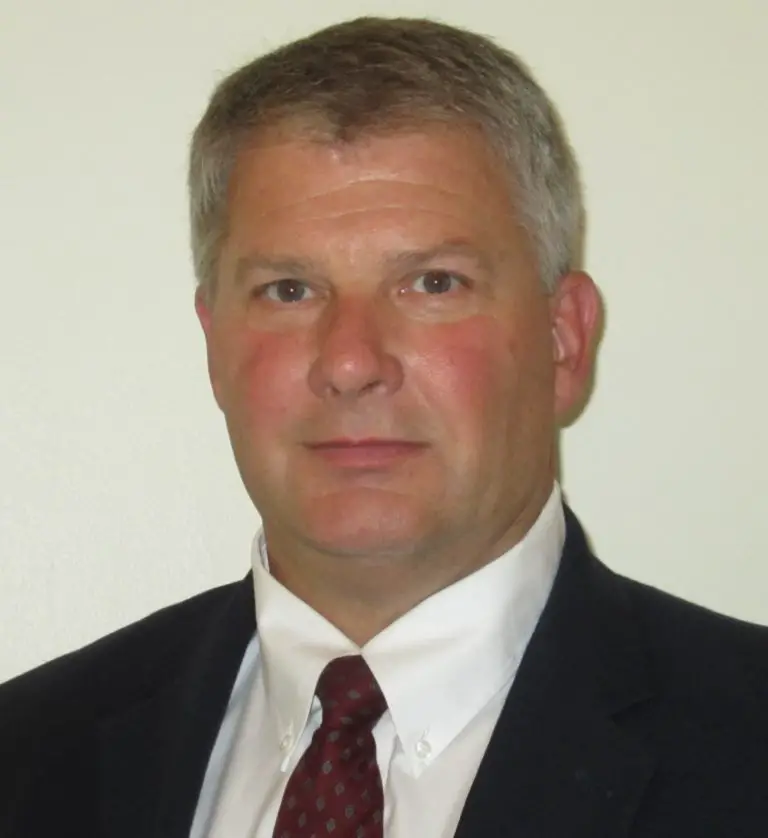 Pottawatomie County Administrator announces retirement - News Radio KMAN