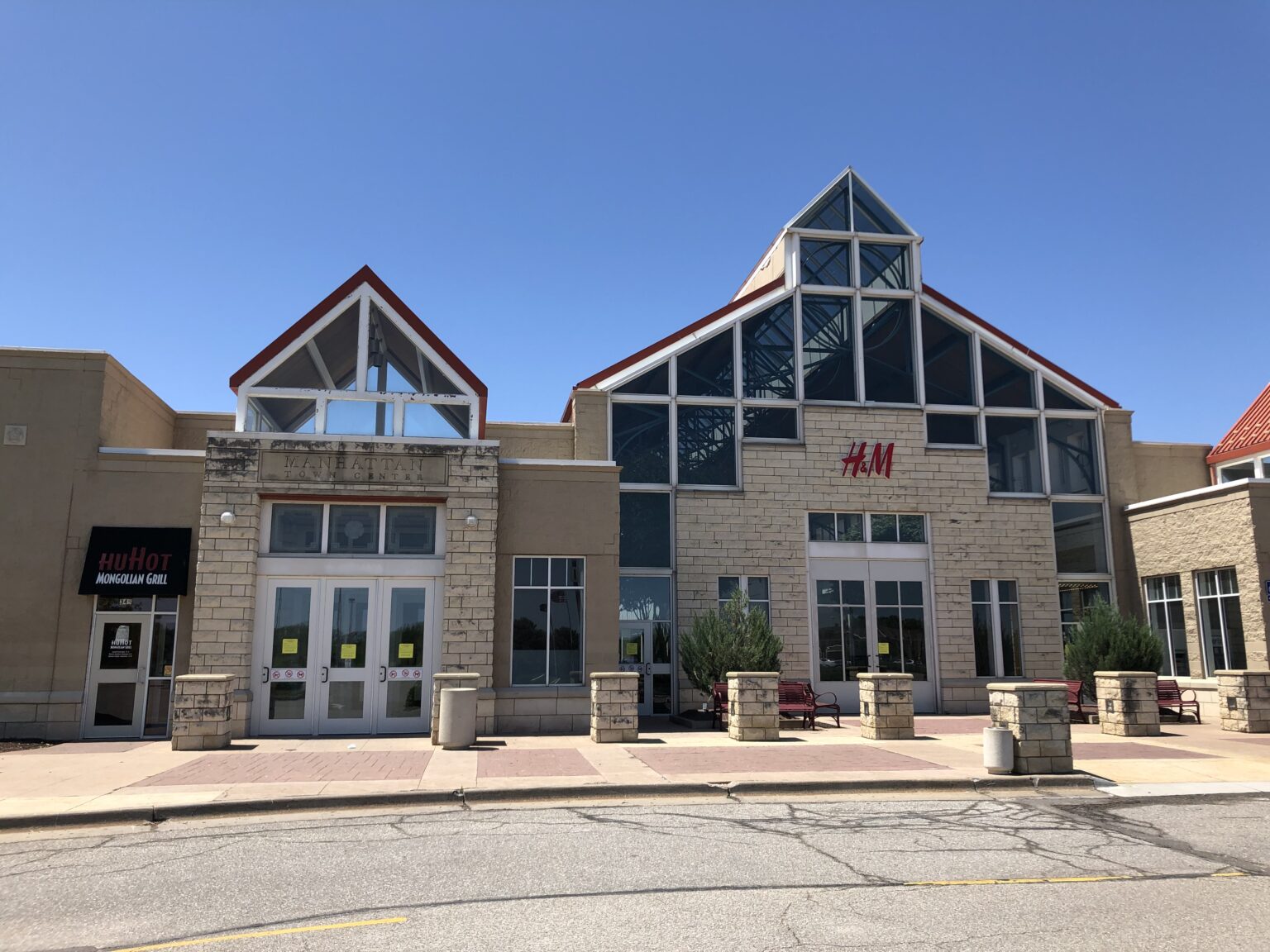 Ownership group expects Manhattan Town Center to reach full capacity ...