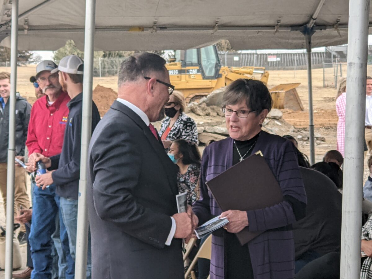 Kelly, Wiggins - News Radio KMAN