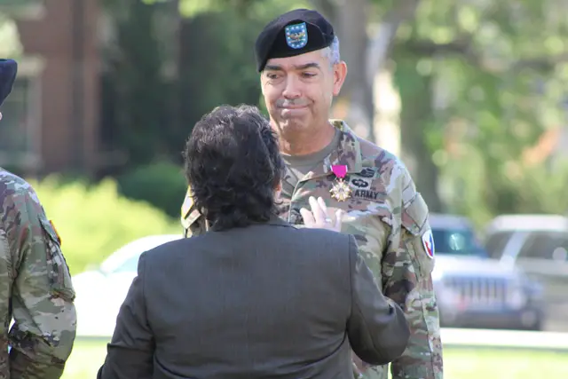 0712-Fort Riley Garrison Change (26) - News Radio KMAN