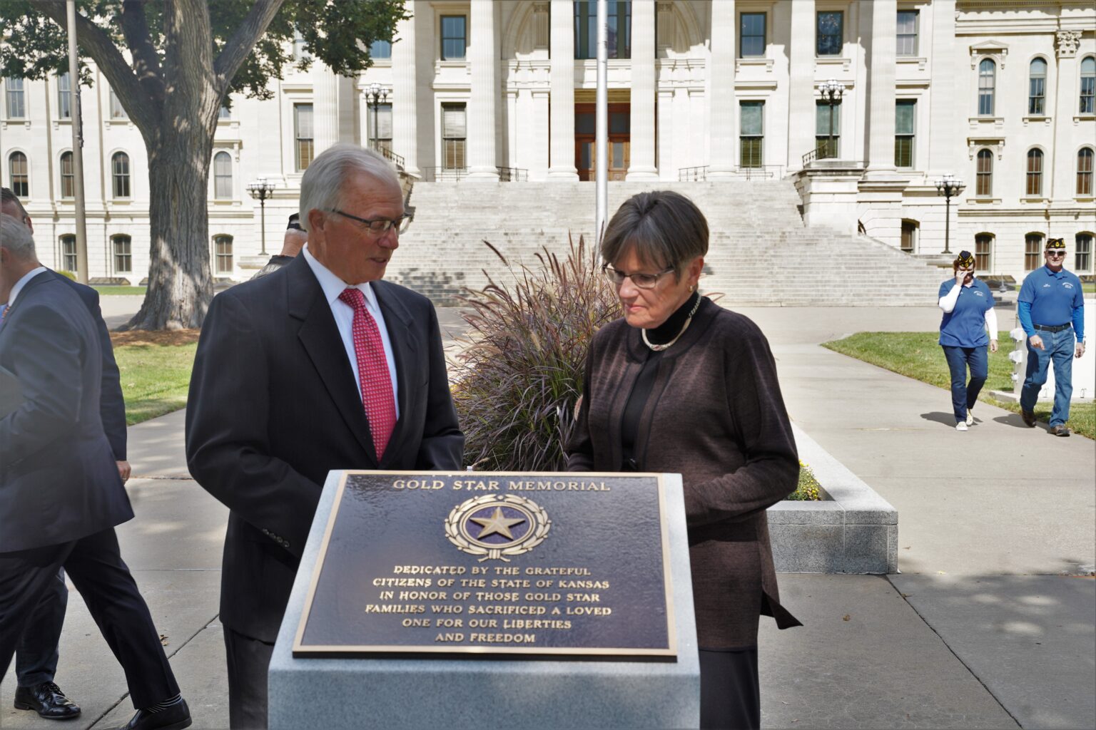 Gold Star Memorial Unveiled at Kansas State Capitol - Sunny 102.5