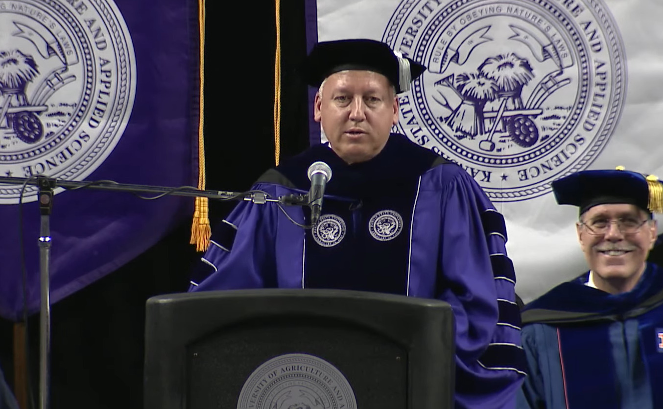 K-State celebrates fall 2022 commencement - News Radio KMAN