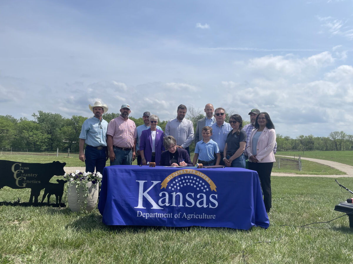 Governor Kelly proclaims May as Kansas Beef Month - News Radio KMAN