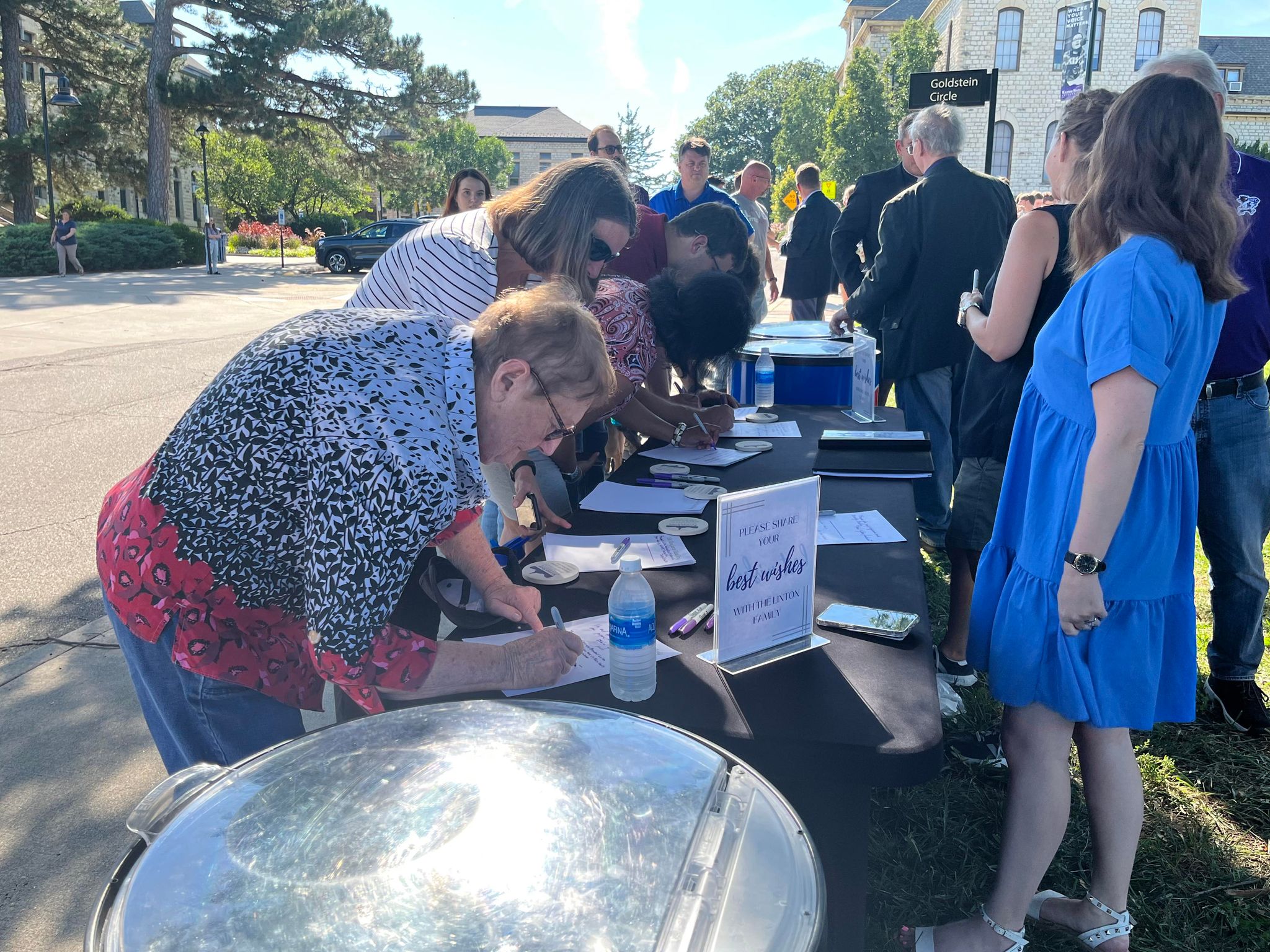 K-State hosts community gathering to show support for President Linton ...