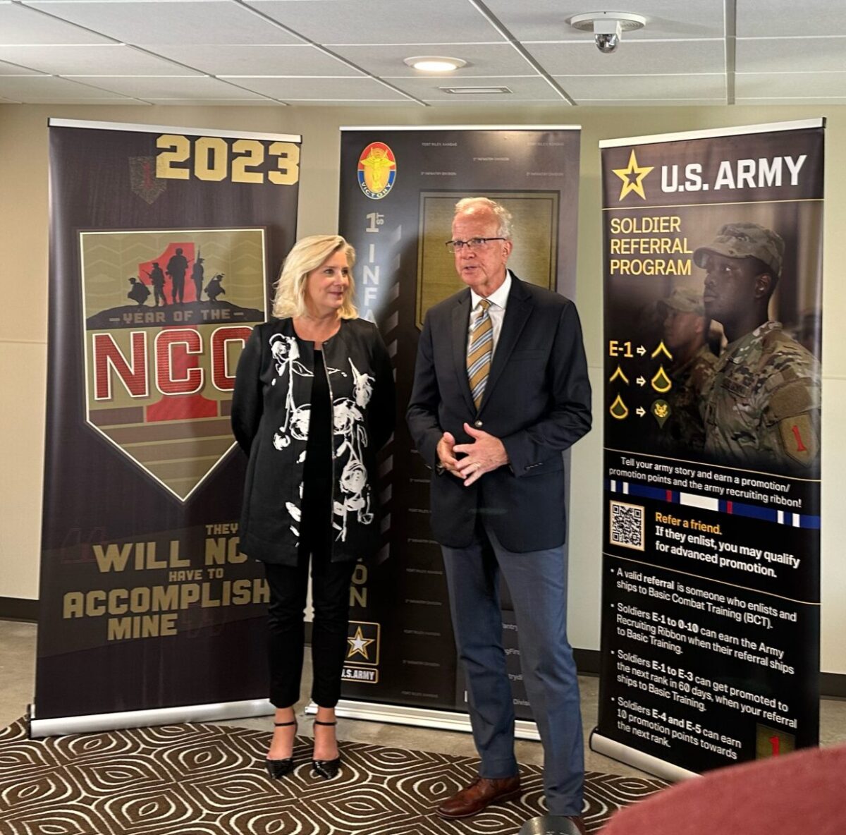 Moran, Wormuth visit Fort Riley, inspect facilities - News Radio KMAN