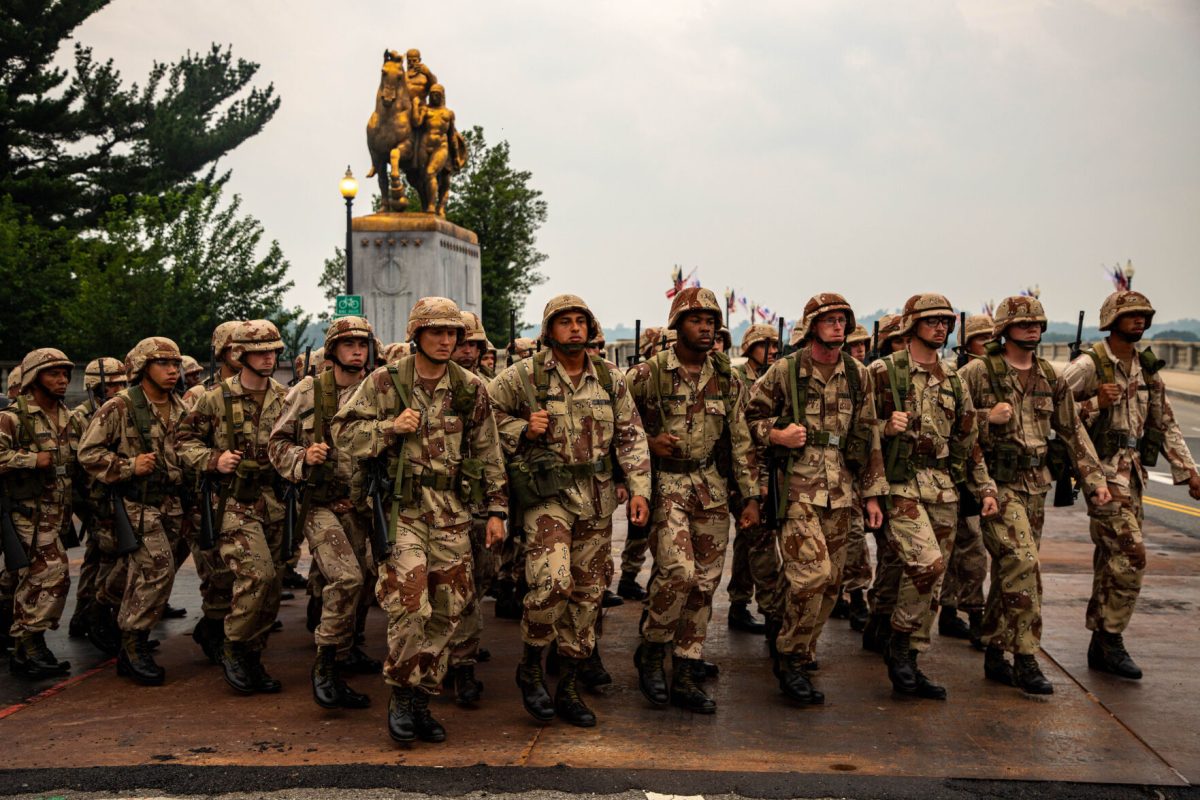 Fort Riley soldiers among troops that marched in Army parade – 101.5 K ...