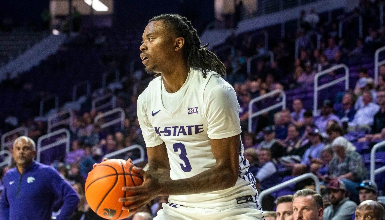CJ Jones withdraws from portal, returns to K-State - News Radio KMAN