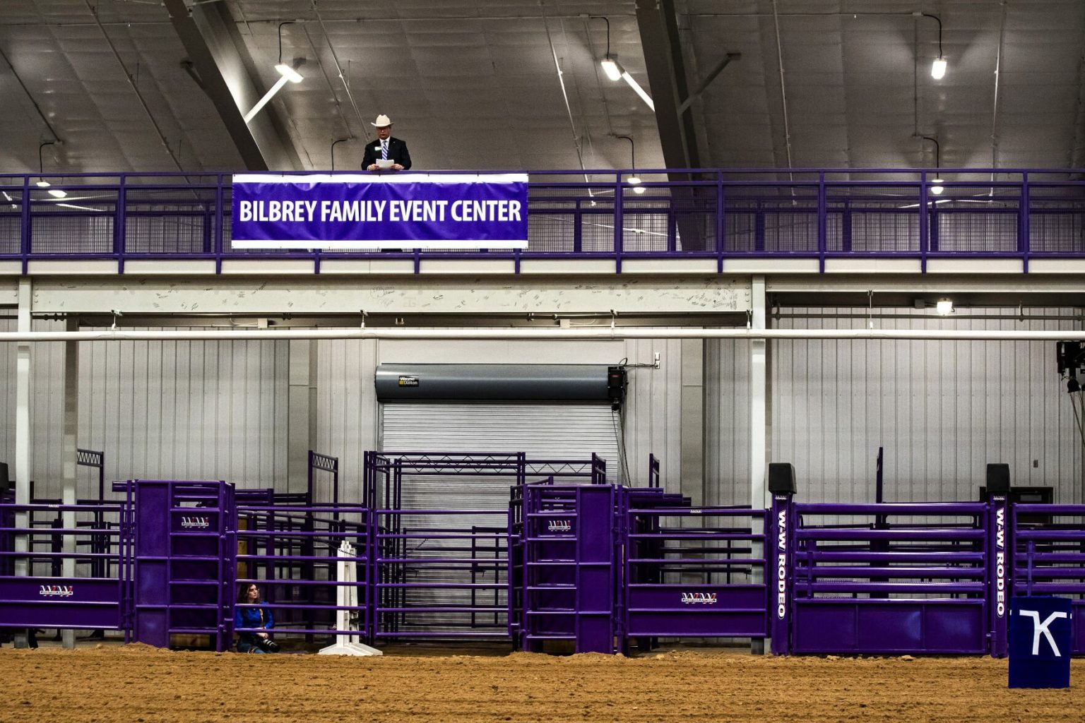 New arena at K-State opens, ready for its first rodeo - News Radio KMAN