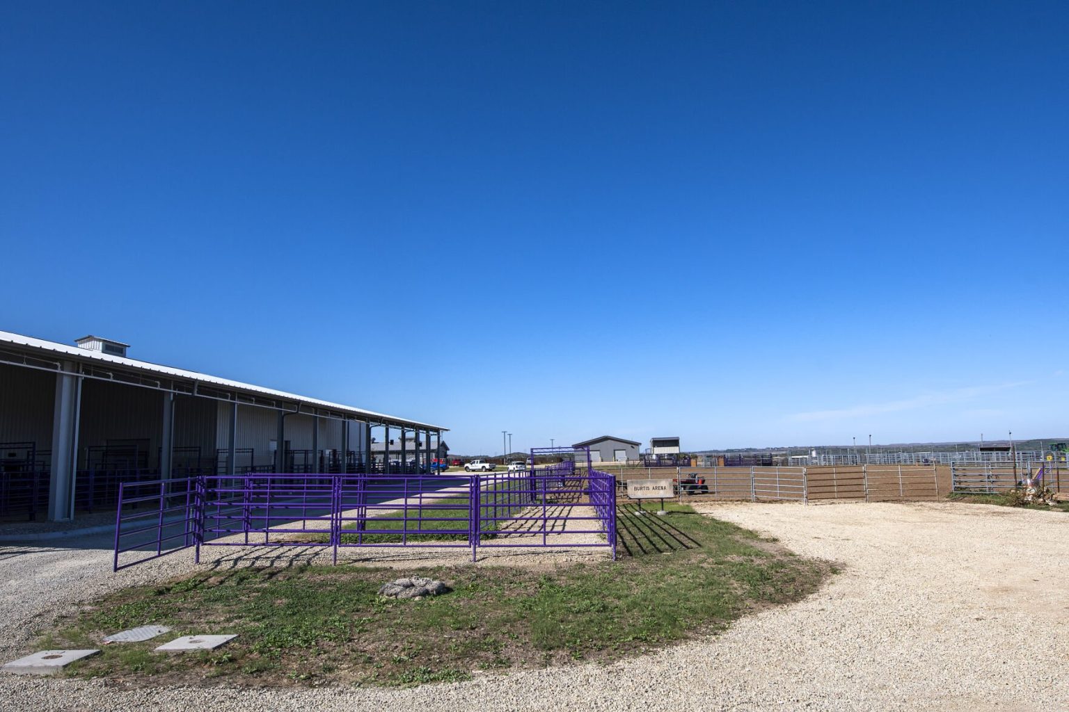New arena at K-State opens, ready for its first rodeo - News Radio KMAN