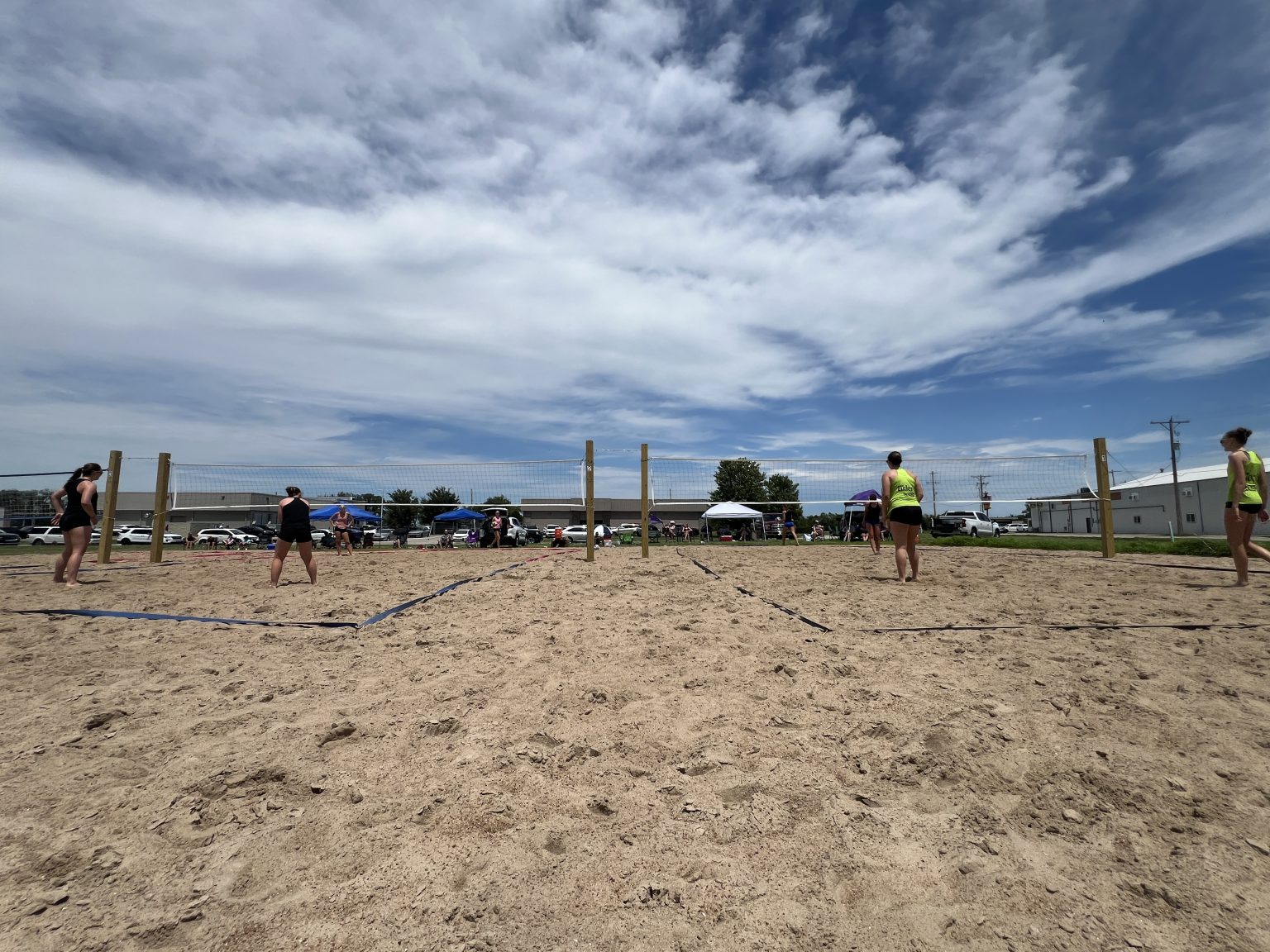 785 Dive, an outdoor sand volleyball/dive bar, is coming to Manhattan ...